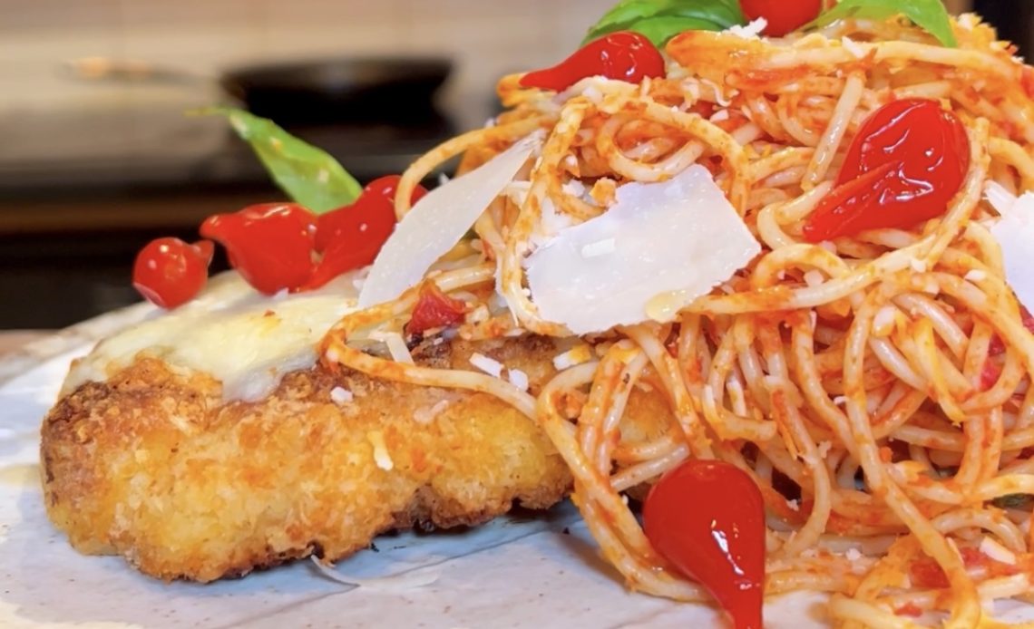Joey’s Chicken Parmesan (Copycat Recipe) - Hey Kim, Let's Eat!